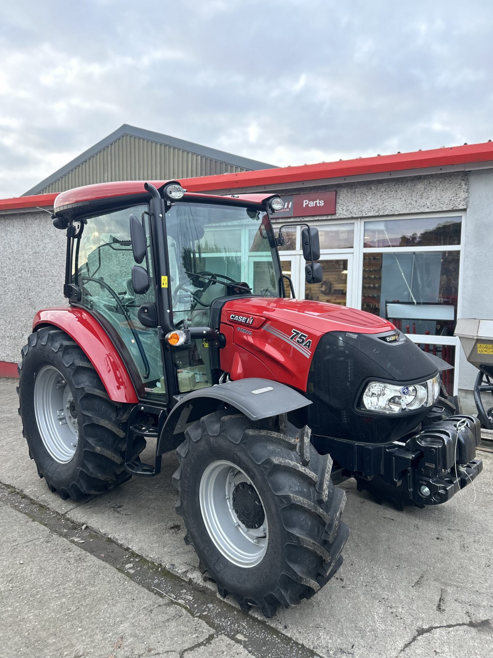 Case Farmall 75A - Castlebar Farm Machinery